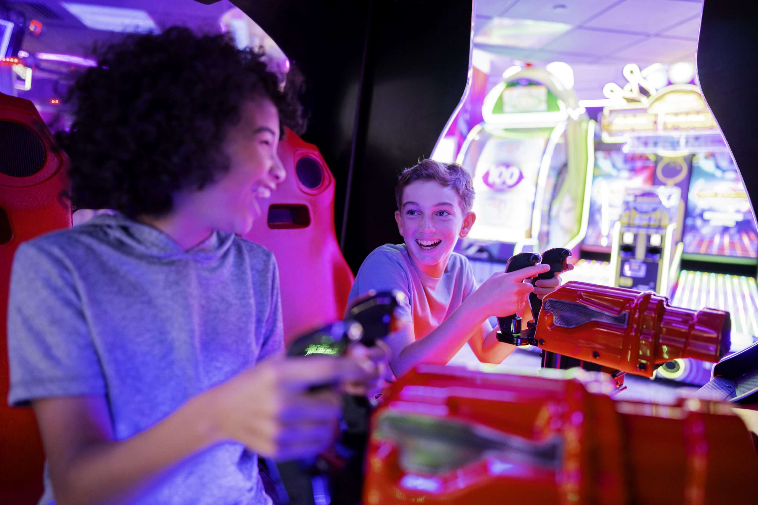 ClawCADE: Exciting Arcade Games and Claw Machine Fun Awaits!